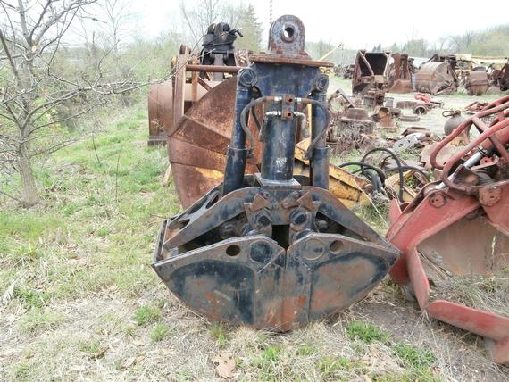 Clamshell Hydraulic Buckets :: North East Equipment Distributors, Inc.