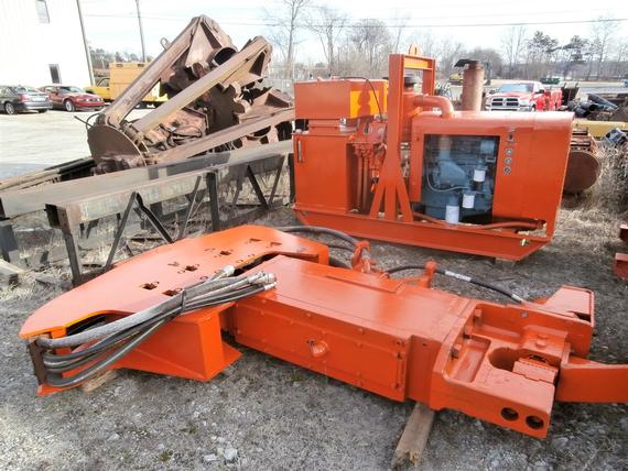 MKT V-2B Vibratory Pile Driver / Extractor :: North East Equipment ...